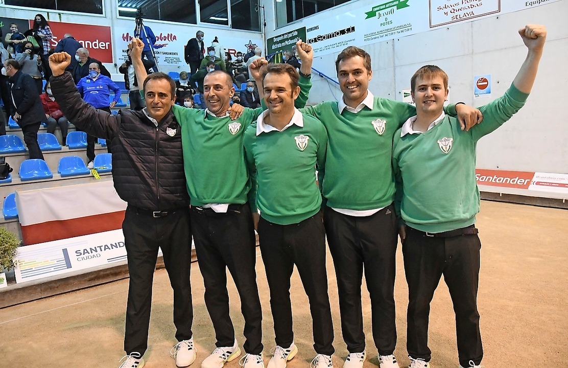 Borbolla conquista la Copa Apebol