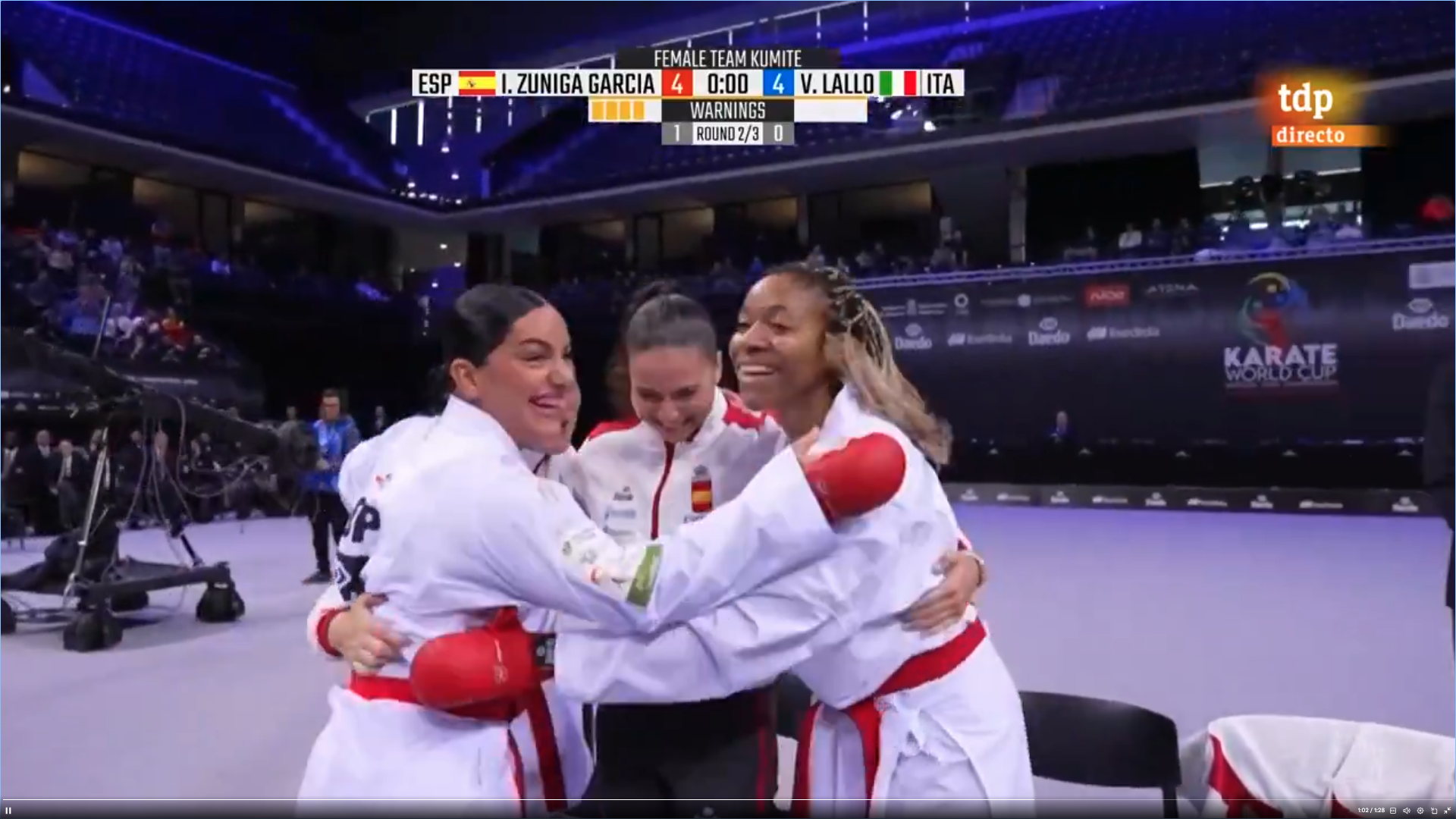 Carlota Fernández, bronce con España en el Mundial de Kárate por equipos
